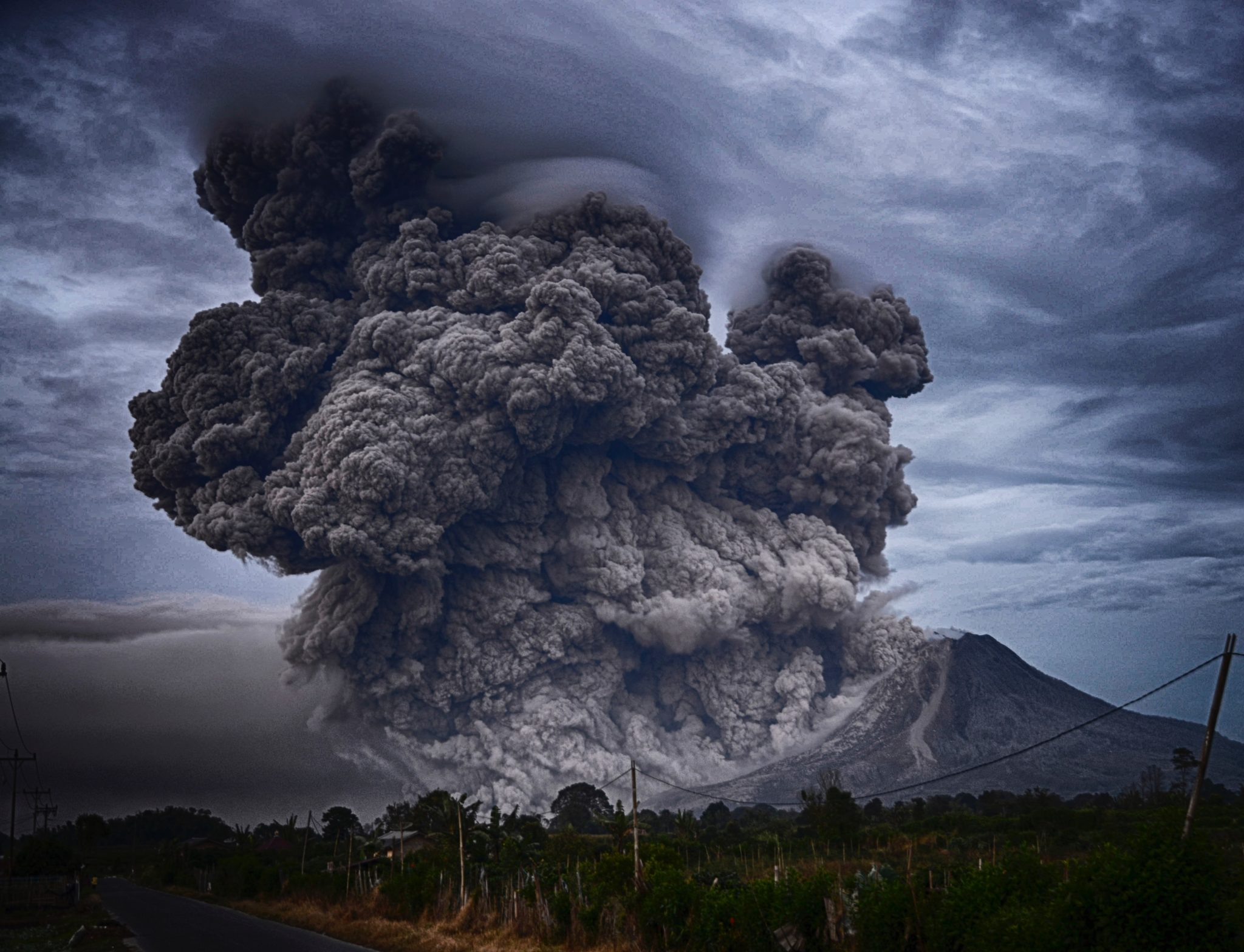 What lies beneath a volcano? New images reveal all… – QUADRAT
